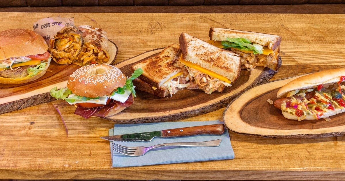 Little bro livre depuis Aix - Centre Ville - Commandez avec Deliveroo