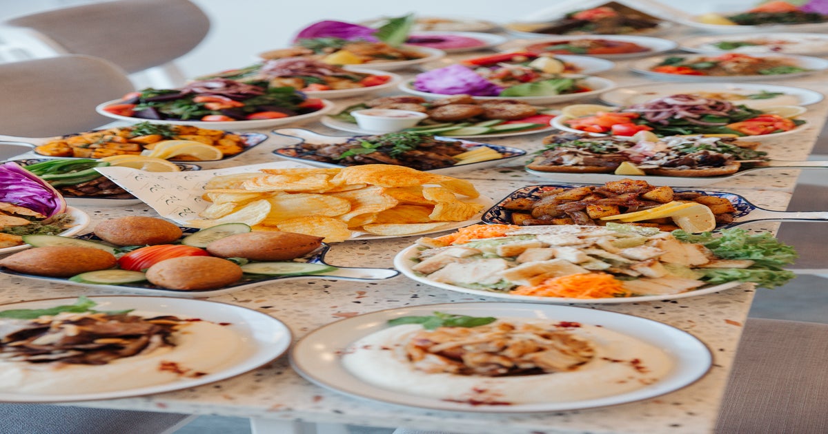 Shawarma set Al Sham delivery from Umm Suqeim 2 - Order with Deliveroo