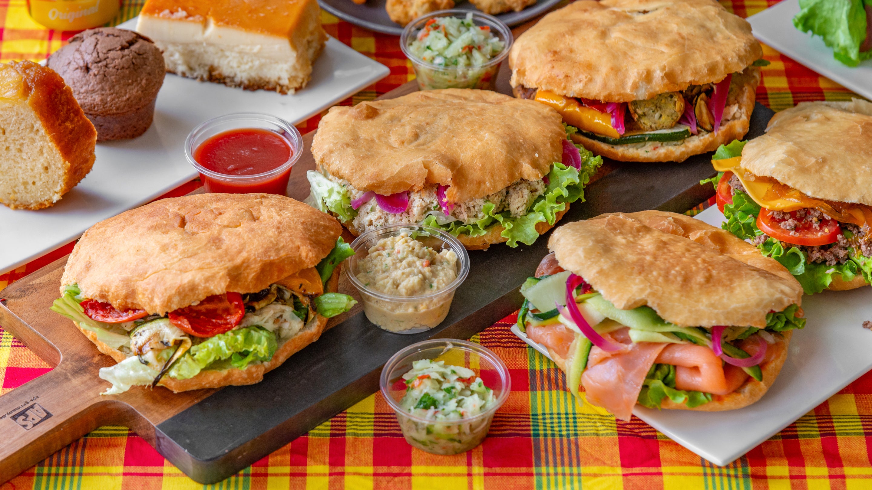 Food Créole - Le Lac - Bacalan livre depuis Le Lac - Bacalan ...