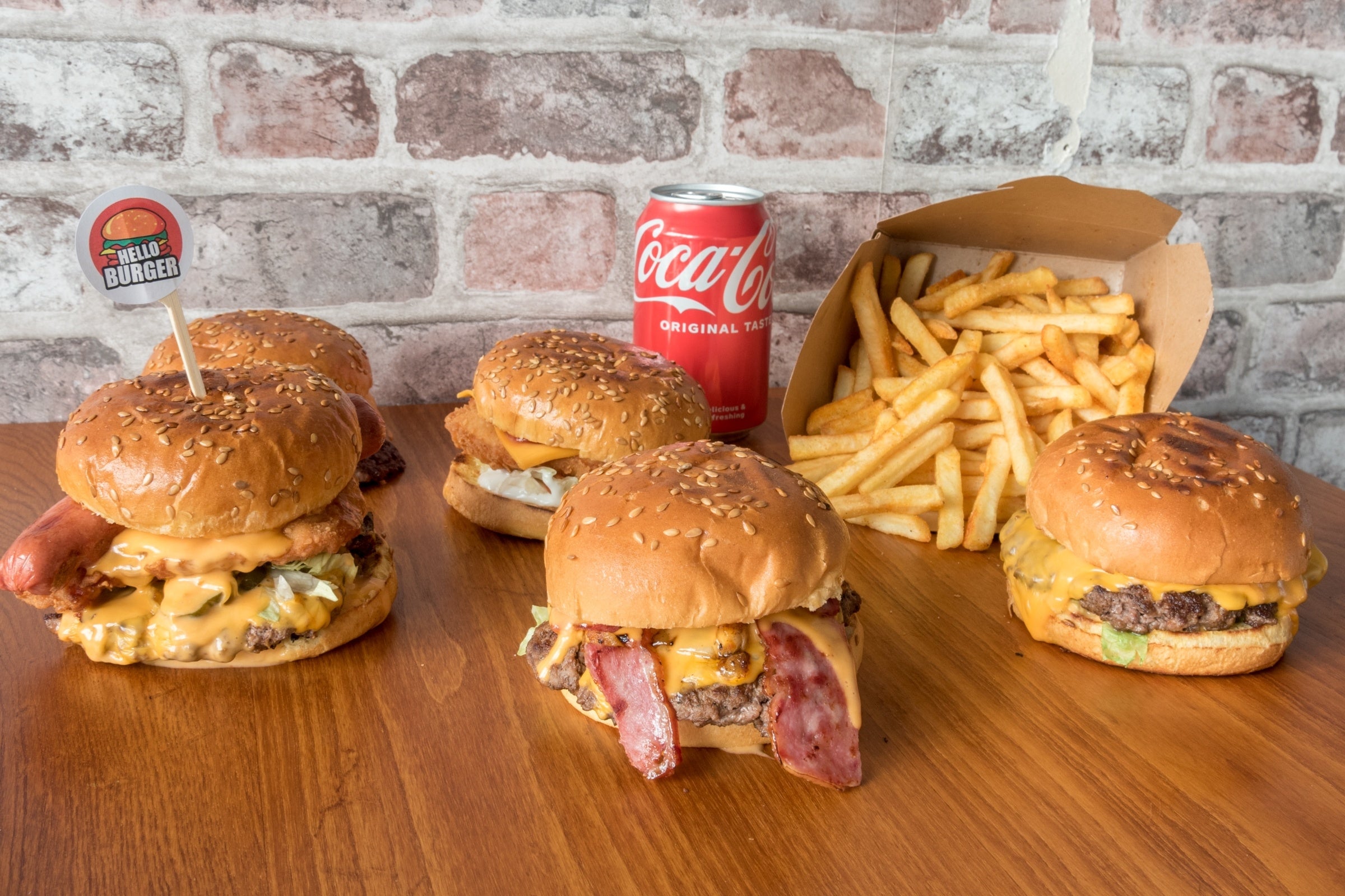 Hello Burger - Northampton delivery from Northampton - Order with Deliveroo